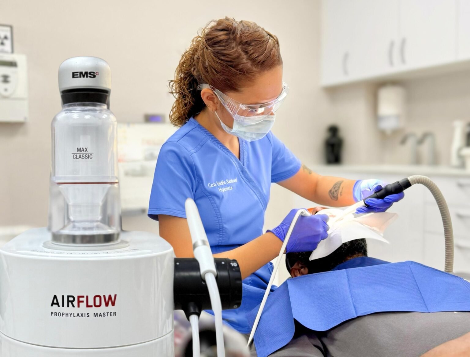 Dental Hygiene with Airflow | Dental Deluxe